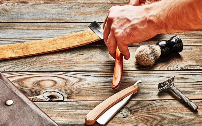 How To Sharpen a Straight Razor – MenShavingClub.com